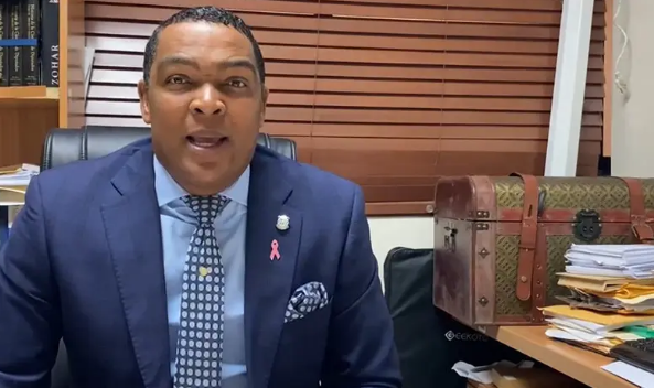 Botello vuelve a convocar manifestación para el 27 de febrero para ...